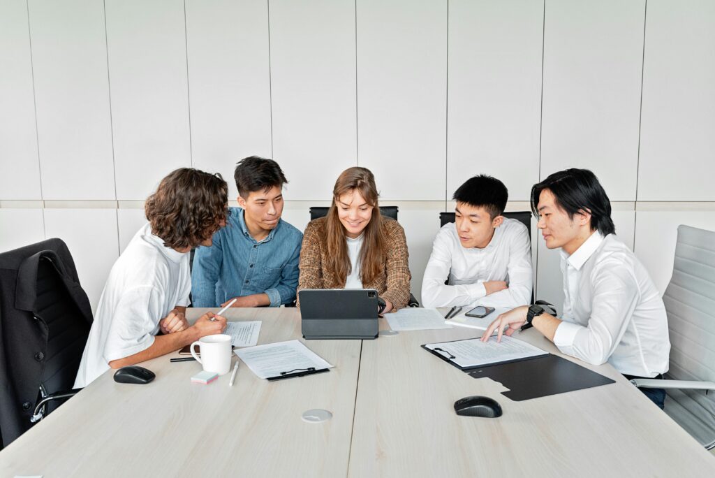 Scaling Revenue Through Advanced B2B Incentive Programs - whoswho.co.za